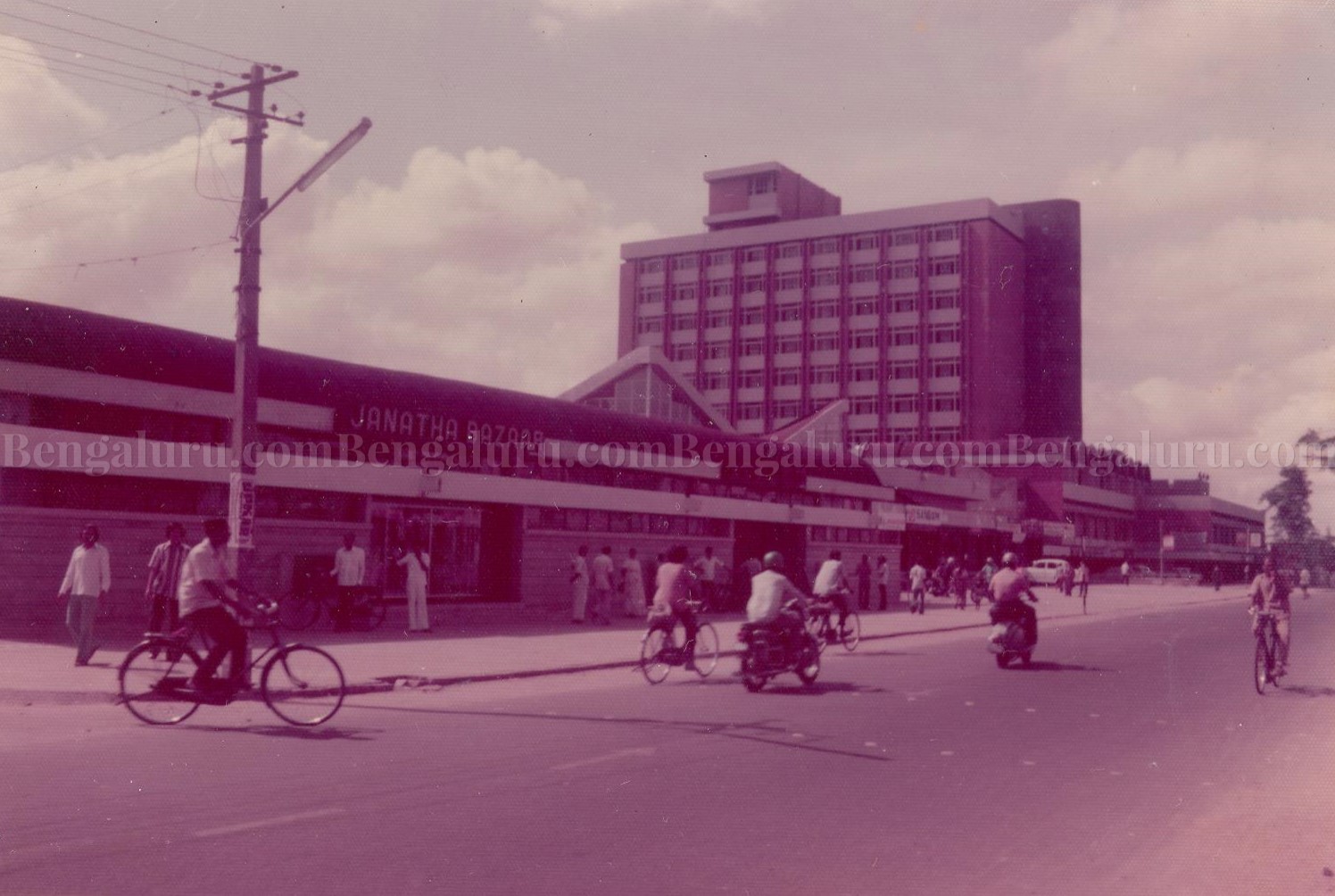 Bengaluru.com | The Rise and Fall of the First Shopping Mall